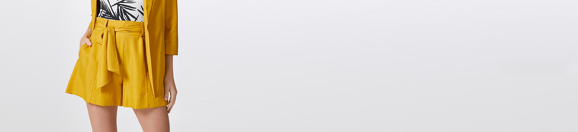 Modelo de Shorts Feminino Jeans, Cintura Alta e Mais | Canal Concept